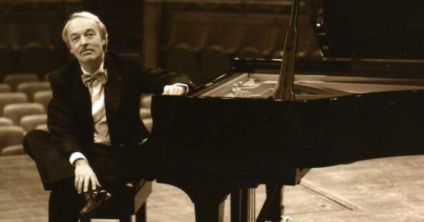 Famed Italian pianist to perform in Hanoi and HCMC