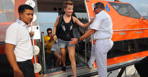 5-star ship brings 600 foreign visitors to Phu Quoc
