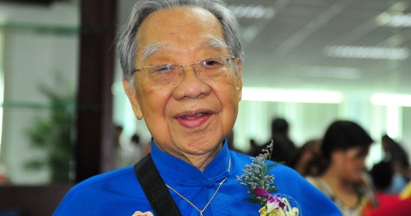 Vietnam’s legendary musicologist Tran Van Khe dies at 94