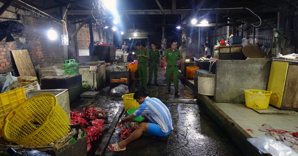 Chemically-bleached beef organs found in southern Vietnam