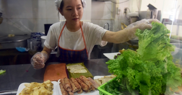 Meet the woman who brings a rainbow of color to Vietnamese pho