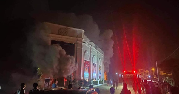 Three dancers killed in conflagration at Vietnam club