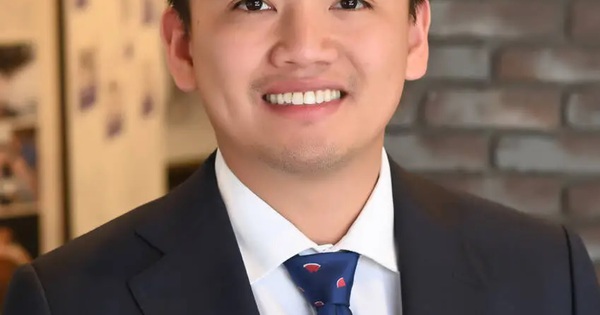 Vietnamese American teacher wins US prize for teen-centered job app