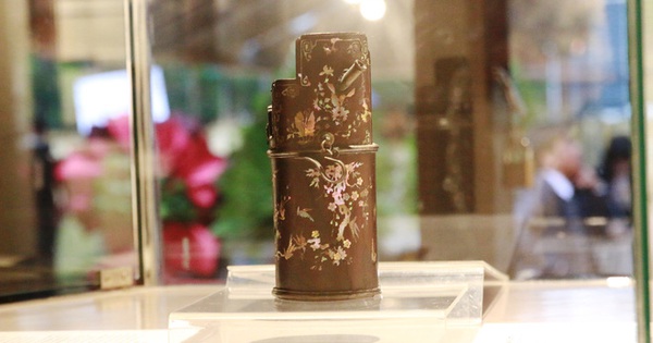 Emperor Ham Nghi’s paintings, items on display in central Vietnam