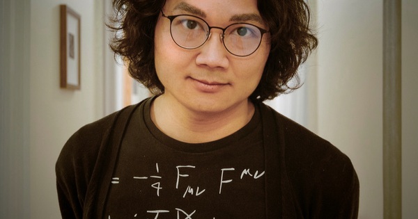 Vietnamese's journey from particle physicist to machine learning scientist