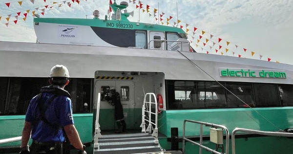 Shell launches its first electric ferry at Singapore plant