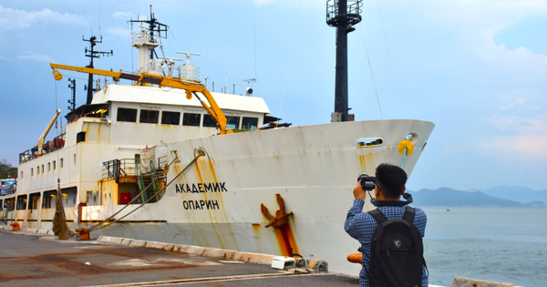 Russian research vessel visits Vietnam for marine resource survey