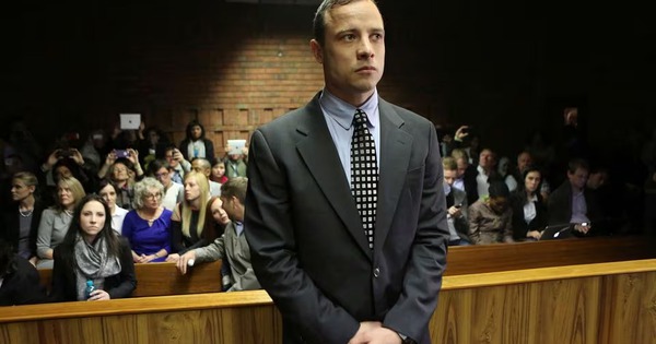 'Blade Runner' Pistorius released on parole 11 years after murdering ...