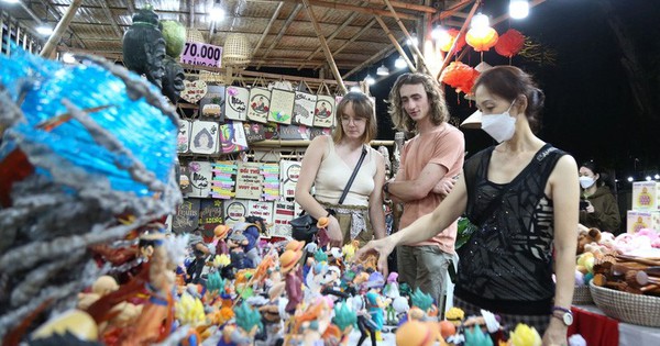 2024 Vietnamese Tet Festival opens in Ho Chi Minh City
