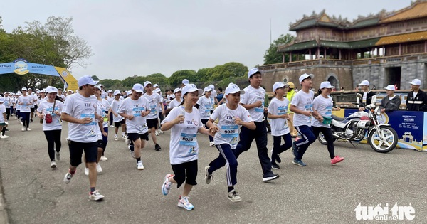 Over 15,000 join S-Race 2024 student running event in central Vietnam