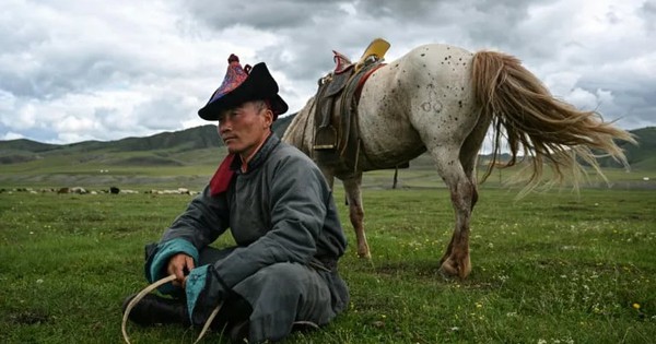 Nomadic roots, urban lives: the young Mongolians leading a transition