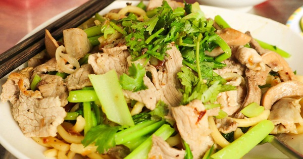 Noodle shop in Binh Duong delights diners with timeless Fujian recipe ...